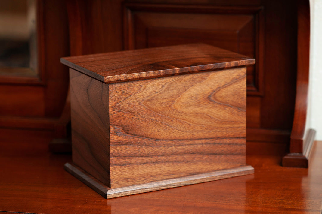 Walnut Urns – Northwoods Casket Company